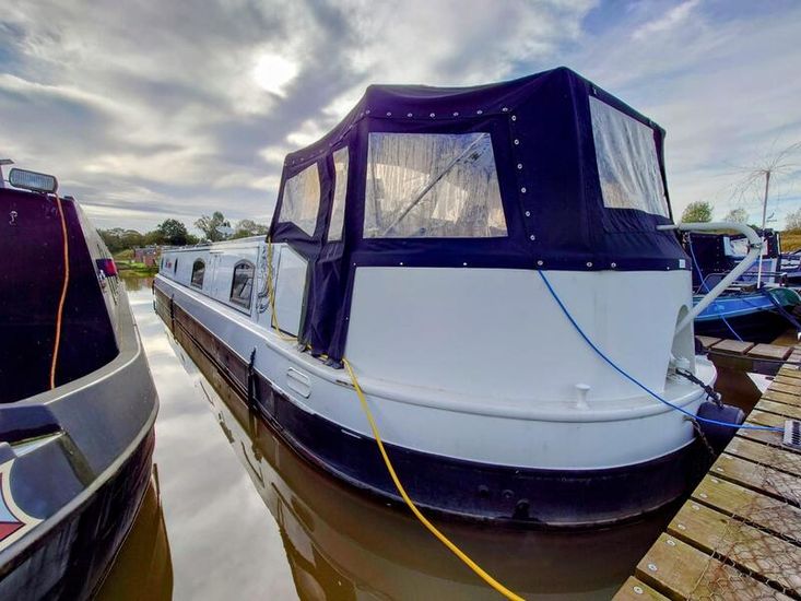 Aintree 60 Widebeam for sale UK, Aintree boats for sale, Aintree used ...