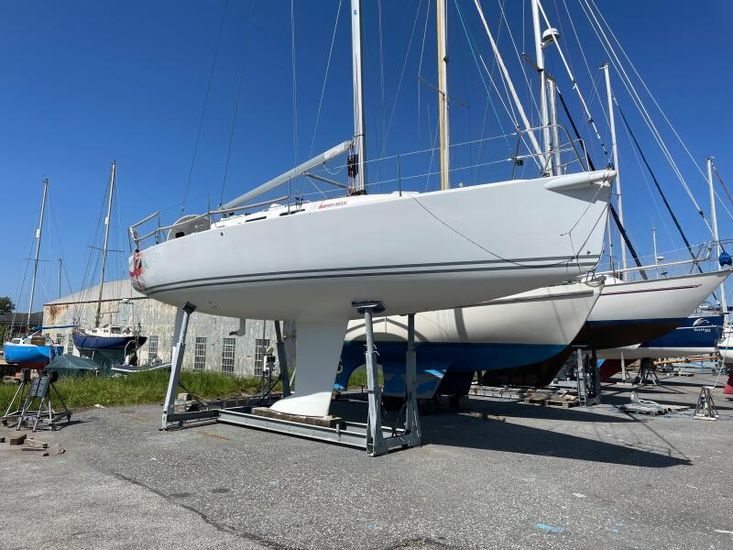 J Boats J109 for sale UK, J Boats boats for sale, J Boats used boat ...