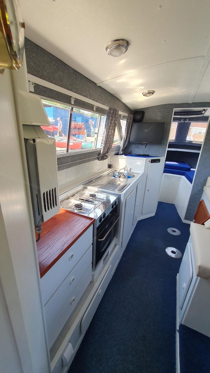 Viking Cruisers 26 for sale UK, Viking Cruisers boats for sale, Viking ...