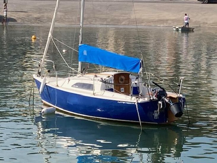 Hunter Boats Medina 20 for sale UK, Hunter Boats boats for sale, Hunter ...