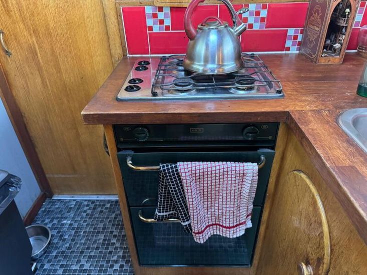 Jonathan Wilson 50 Trad Stern for sale UK, Jonathan Wilson boats for ...