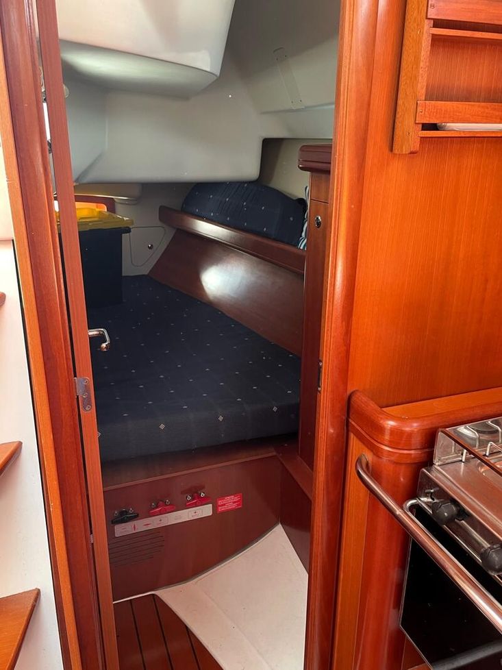 Beneteau Oceanis 343 for sale UK, Beneteau boats for sale, Beneteau used boat sales, Beneteau ...