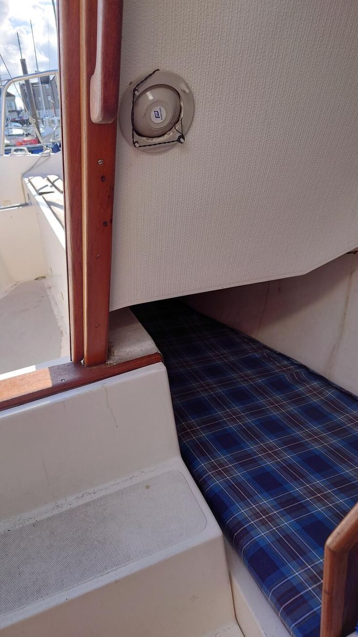 Russell Marine Vivacity 24 for sale UK, Russell Marine boats for sale, Russell Marine used boat ...