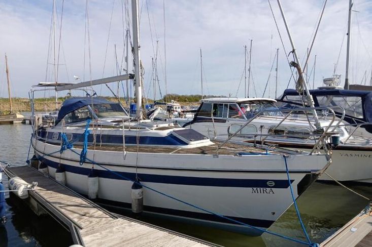 Sunbeam 32 for sale UK, Sunbeam boats for sale, Sunbeam used boat sales, Sunbeam Sailing Yachts ...