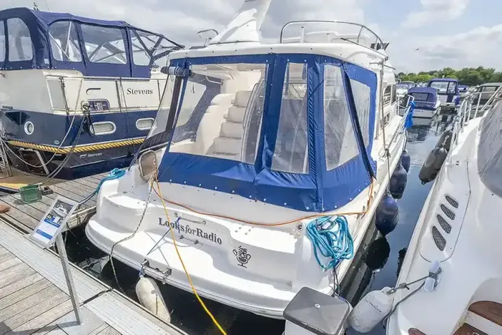 Sealine 330 Statesman for sale UK, Sealine boats for sale, Sealine used ...